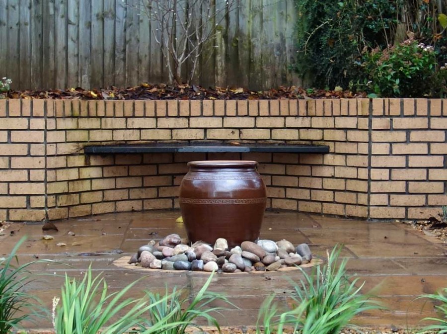 Selection of Integrated Garden Benches | Rogerstone Gardens|Garden ...